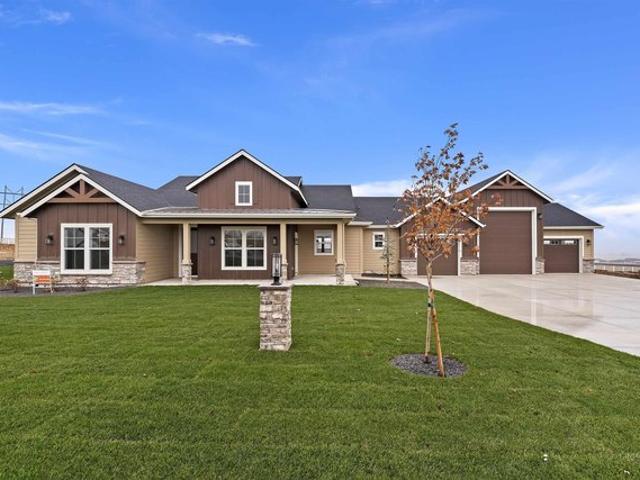 13796 Robie Creek St, Nampa, ID 83651
