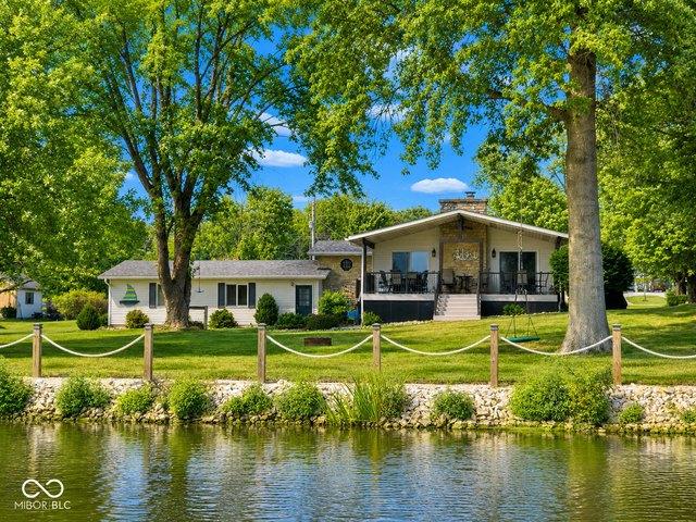 1379 NE Santee Dr, Greensburg, IN 47240