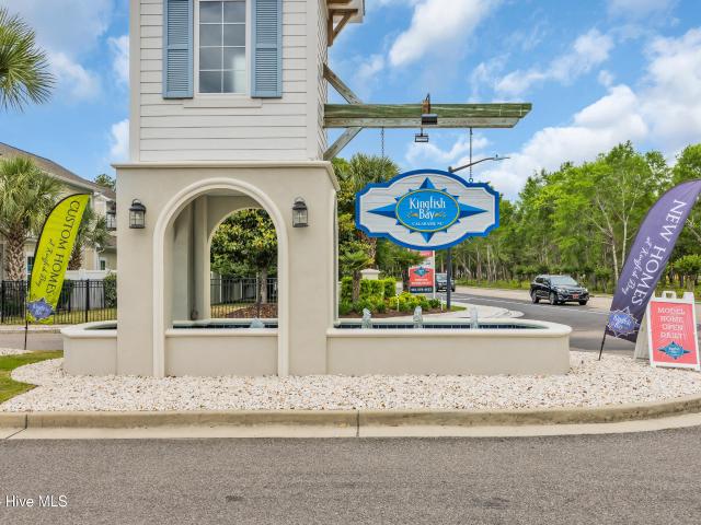 1379 Albacore Loop