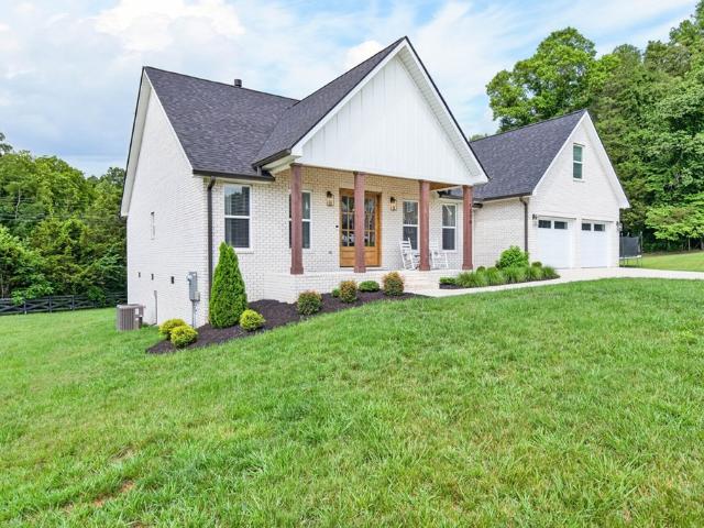 1379 Buckingham Pl