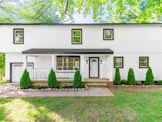 1379 Blair Ct, Bridgewater Twp, NJ 08807