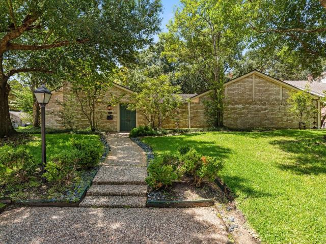 13703 Queensbury Lane, Houston, US, TX
