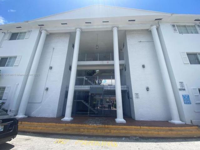 13700 6th Ave NE #108, North Miami, FL 33161