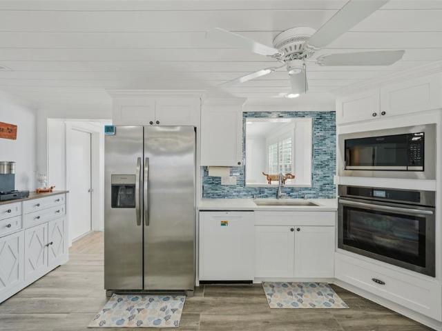 13700 Leslie Dr, Hudson, FL 34667 | MLS #TB8521