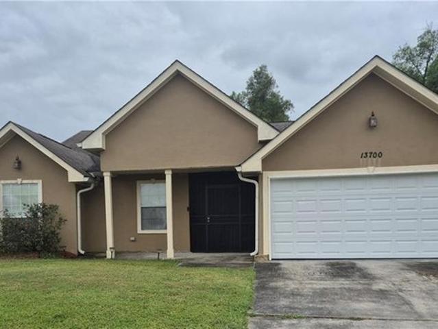 13700 Pierres Ct, New Orleans, LA 70129