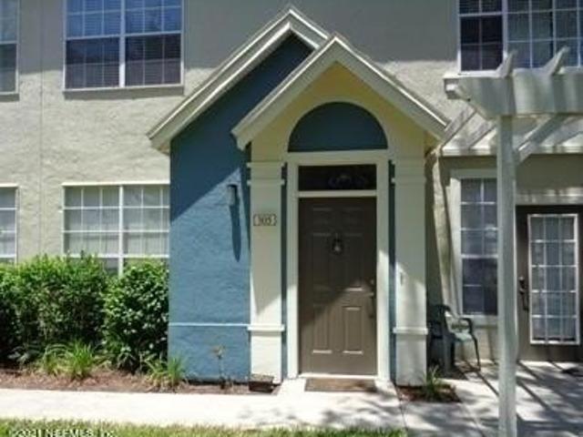 13700 Richmond Dr N Unit 305, Jacksonville, FL 32224