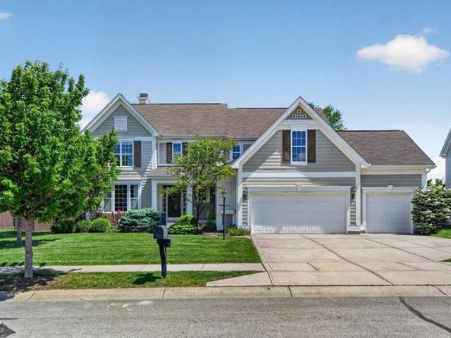13701 Blooming Orchard Dr, Fishers, IN 46038