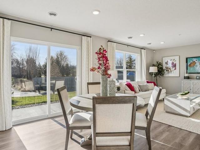 13701 Kaylemore Trl, Rosemount, MN 55068