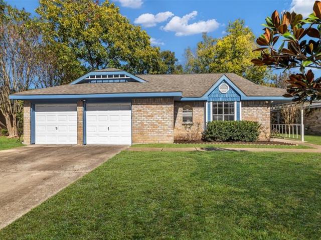 13707 Eastbourne Dr, Houston, TX 77034