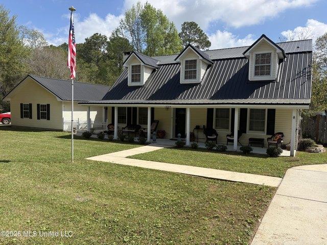 13704 Coleman St, Moss Point, MS 39562