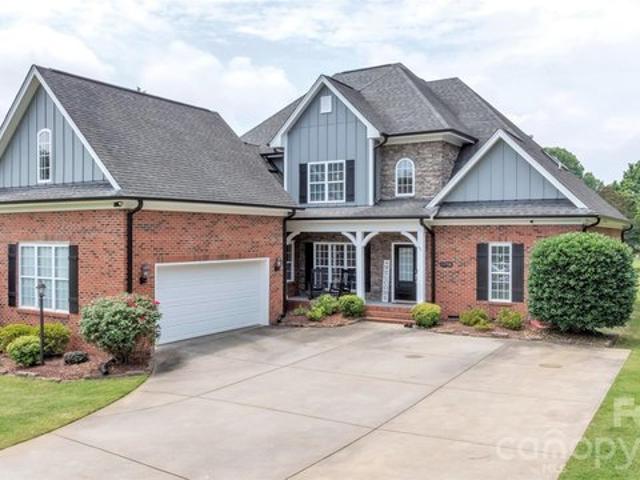 13708 Thompson Place Dr, Mint Hill, NC 28227