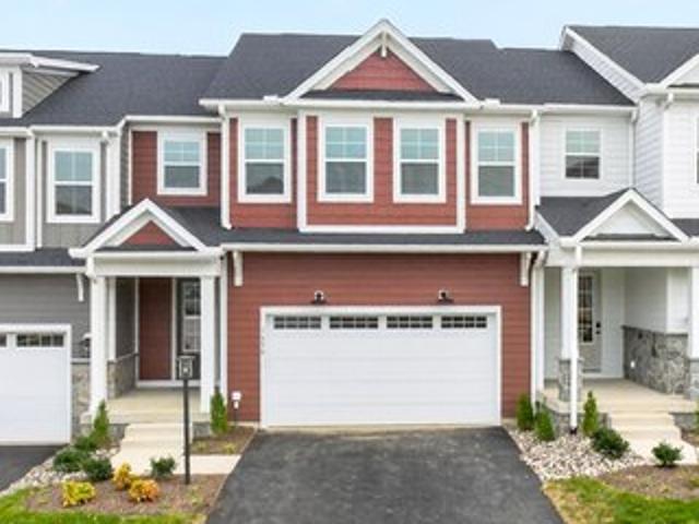1370 Marcella St, Charlottesville, VA 22911