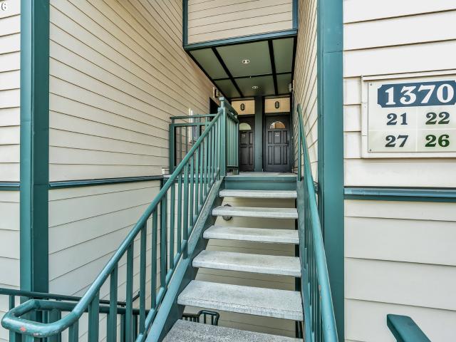 1370 ne orenco station pkwy # 26