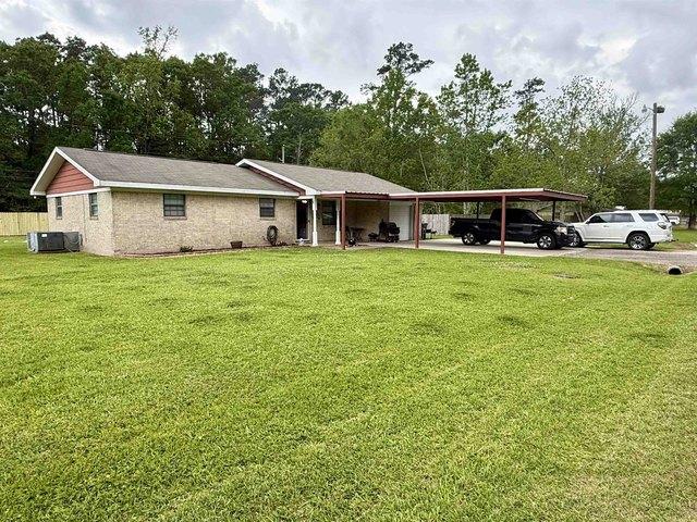 1370 Kenwood St, Vidor, TX 77662