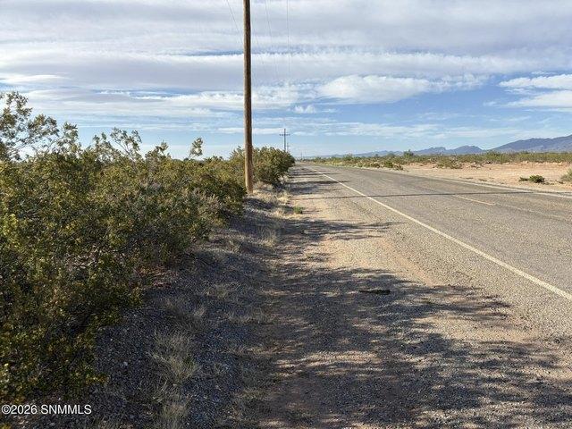 13713 Holman Rd, Las Cruces, NM 88012
