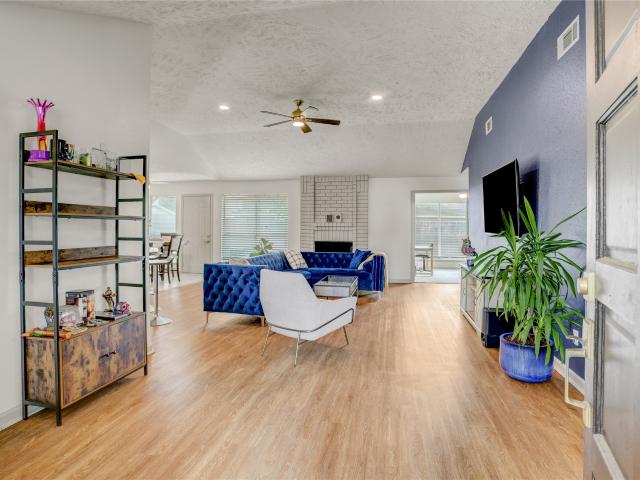 13710 Wood River Dr, Houston, TX 77085 | MLS #48239 | Compass
