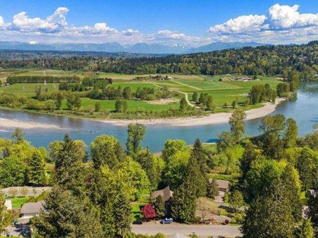 13711 Kenwanda Dr, Snohomish, WA 98296