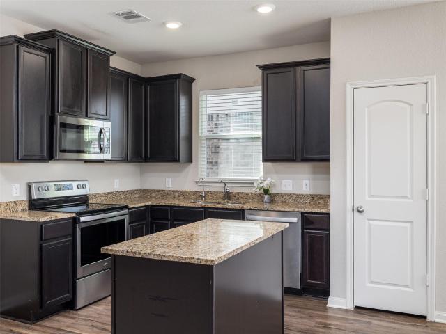 13712 Charles W Fairbanks Cv