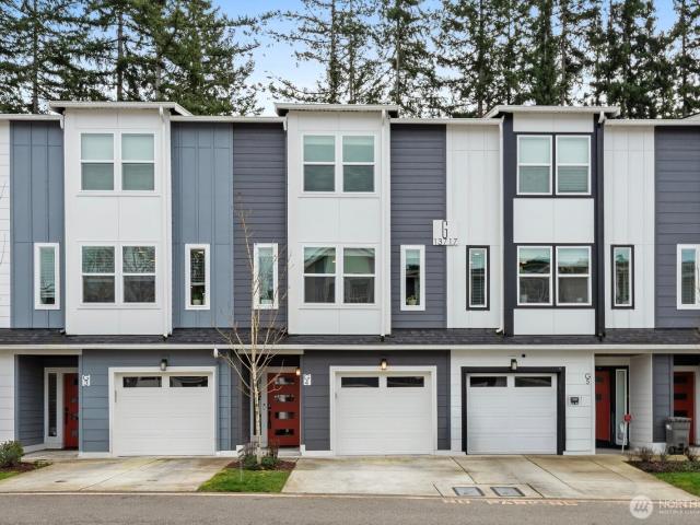 13717 Admiralty Way, Unit G4, Lynnwood, WA 98087 | MLS #2469