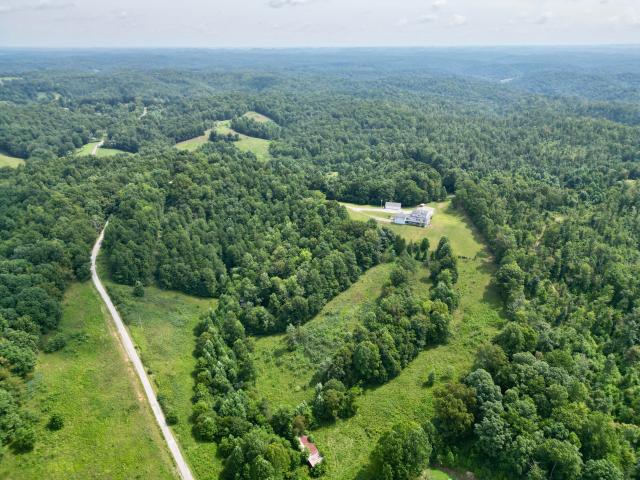 13715 US Highway 421