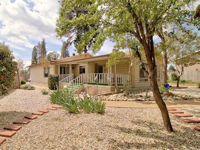 13715 Eureka Dr, Magalia, CA 95954