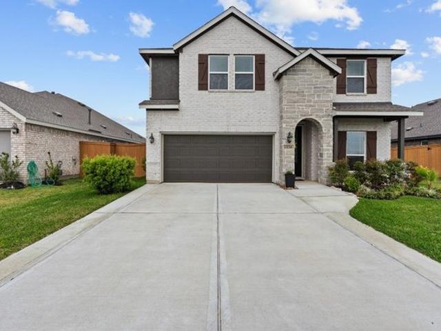 13716 Windward Mist Dr, Texas City, TX 77568