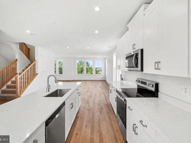 13716 Aviation Place