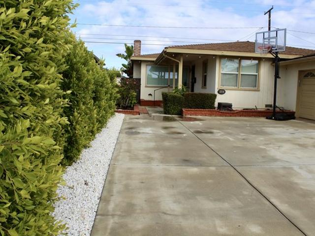 13716 Purche Ave, Gardena, CA 90249
