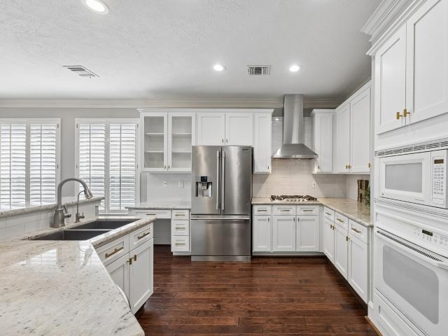 13718 Kellerton Lane