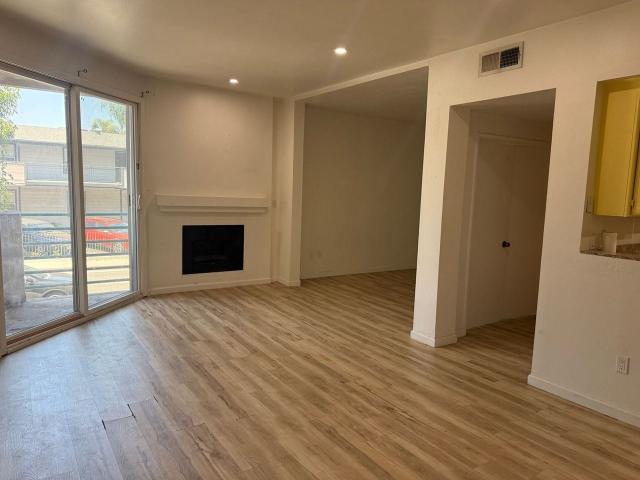 13718 Moorpark St 1 Bedroom Apartment for Rent at 13718 Moorpark St, Los Angeles, CA 91423 Sherman Oaks