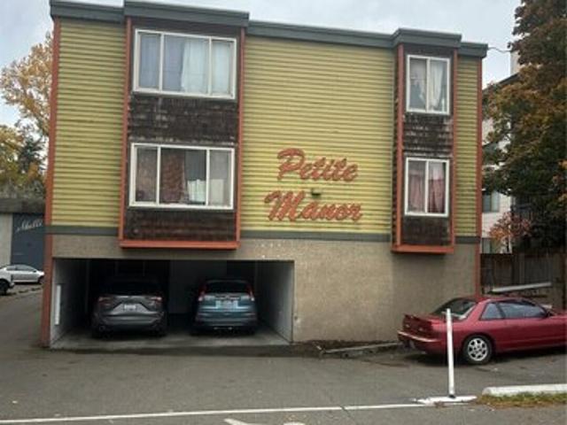 1371 nd Ave NE, Seattle, WA 98125