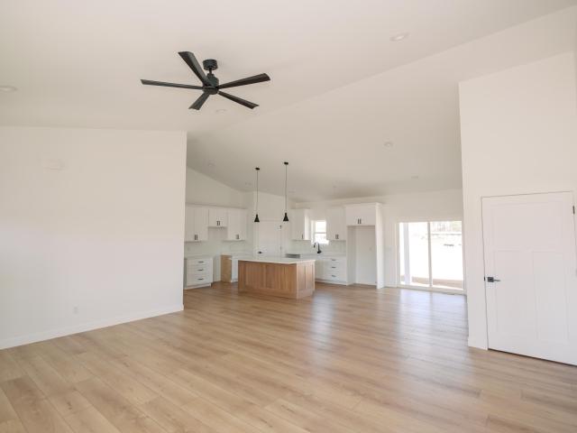 1371 Annapolis Dr