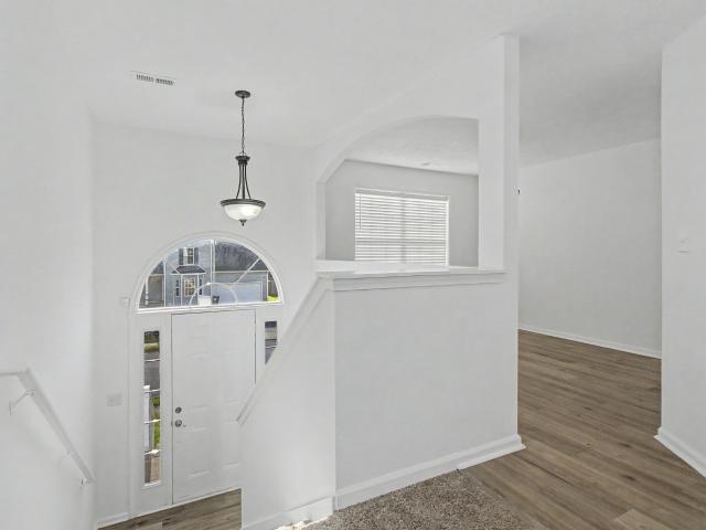 1371 constitution dr
