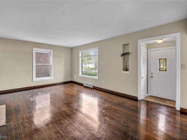 1371 Cranover Road
