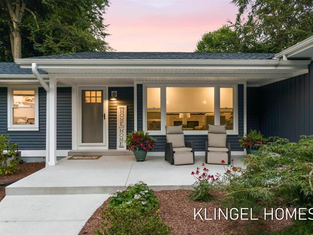 1371 Edgewood Drive