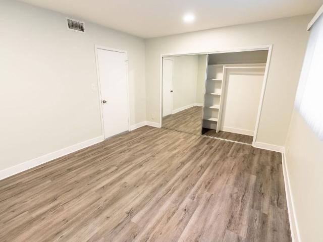 1371 S. Beverly Glen Blvd. Studio Apartment for Rent at 1371 S Beverly Glen Blvd, Los Angeles, CA 90024 Westwood