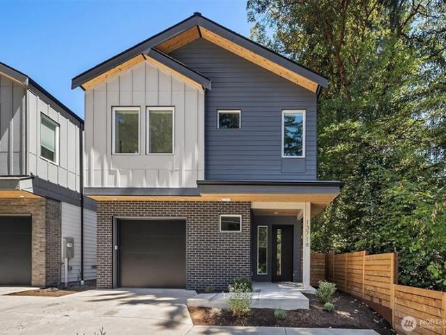 1371 th Ave NE, Kirkland, WA 98034