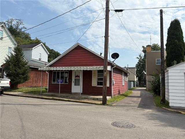 1371 1/2 rear Johnston Ave 1