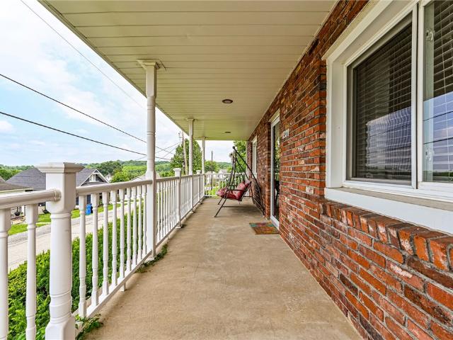 1371 2nd Street