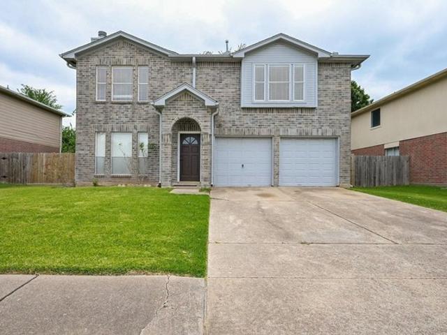 13723 Wood River Dr, Houston, TX 77085