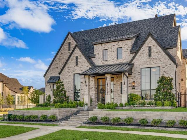 13721 Nicollet Drive