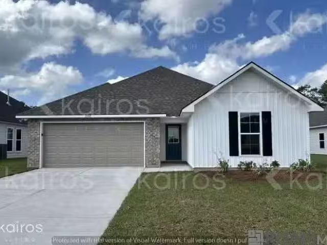 13721 Pinyon Dr, Denham Springs, LA 70726