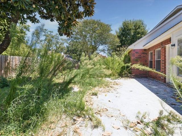 13722 Wheatbridge Dr, Houston, TX 77041