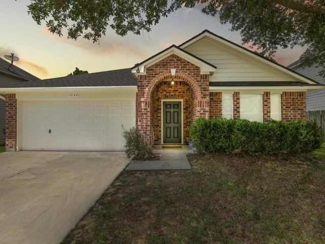 13722 Running Bear Dr, Willis, TX 77378