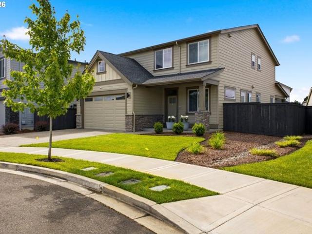 13727 NE 101st Dr, Vancouver, WA 98682