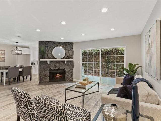 13724 Cordary Ave Unit 2, Hawthorne, CA 90250