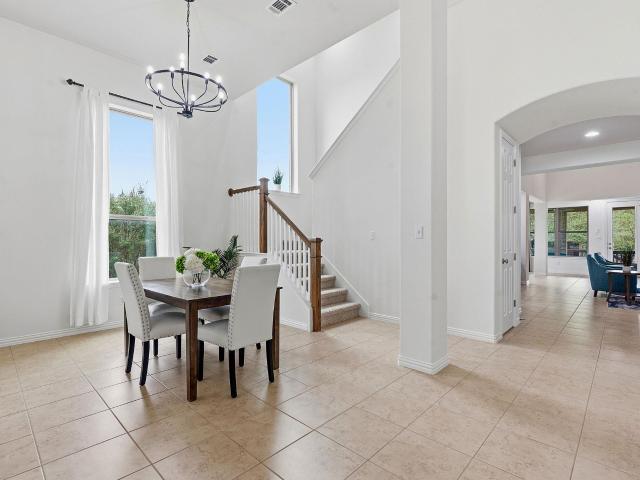 13728 Mesa Verde Dr