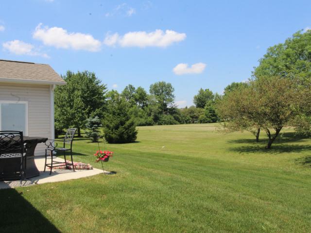 1372 Blackthorne Trail N