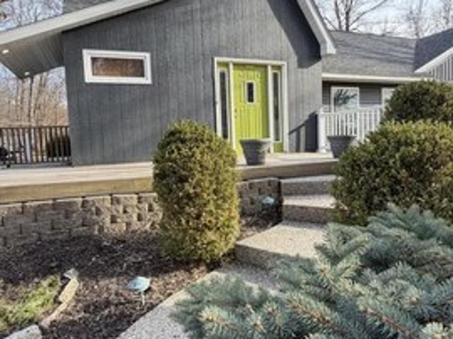 1372 Cramton Ave NE, Ada, MI 49301