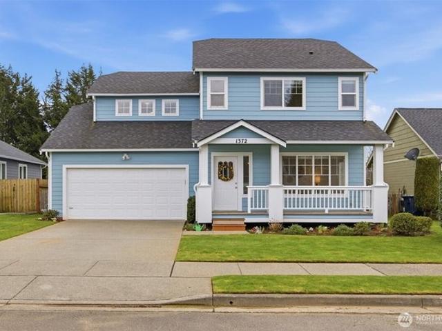 1372 Elm St, Lynden, WA 98264